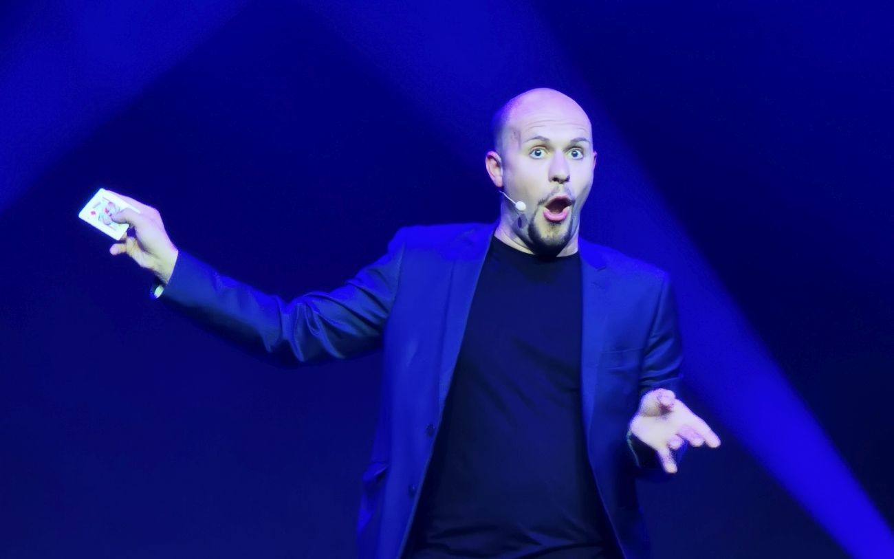 Comedy-Zauberei von Luke Dimon über GoFor!Artists buchen